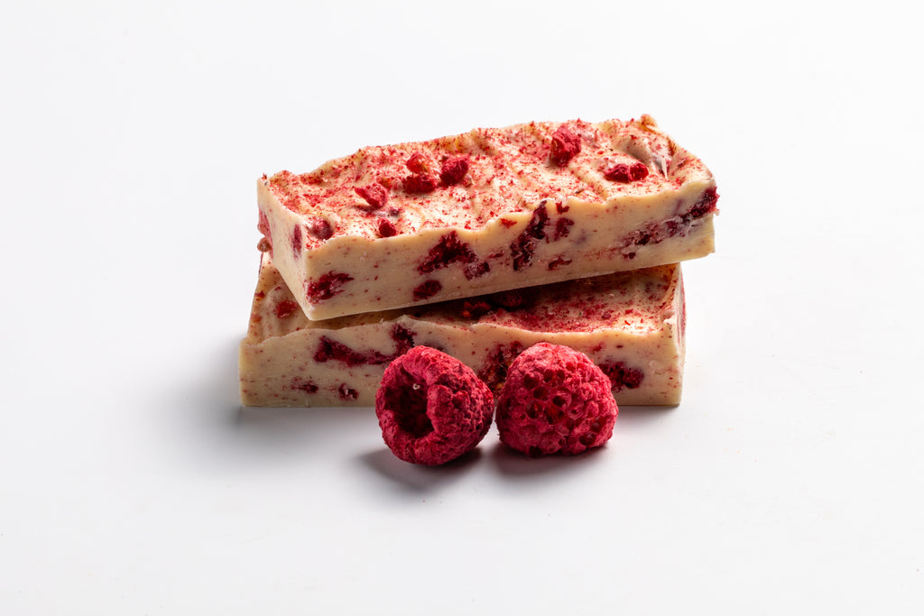 White Chocolate & Raspberries – Patagonia Chocolates
